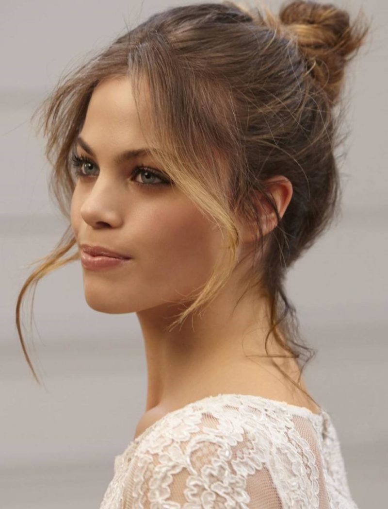 25 Easy Hairstyles For Medium Hair | ThriveNaija