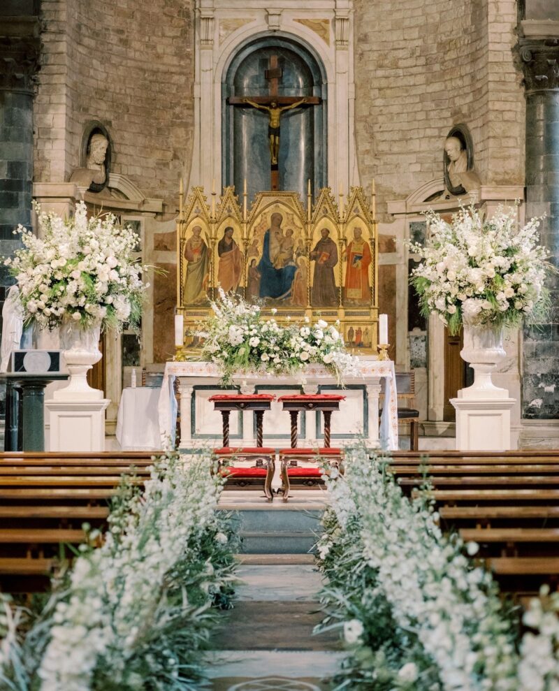 16 Creative Church Wedding Decor Ideas | ThriveNaija