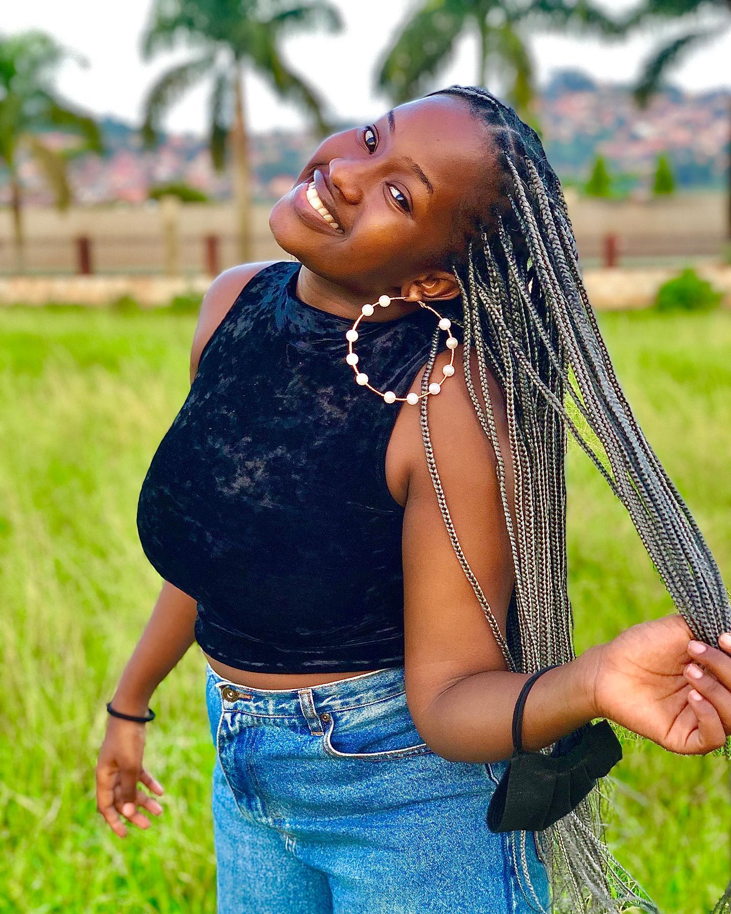 19 Beautiful Grey Knotless Braids Ideas | ThriveNaija