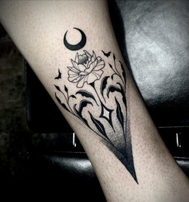 17 Cute Gothic Flower Tattoo Ideas | ThriveNaija