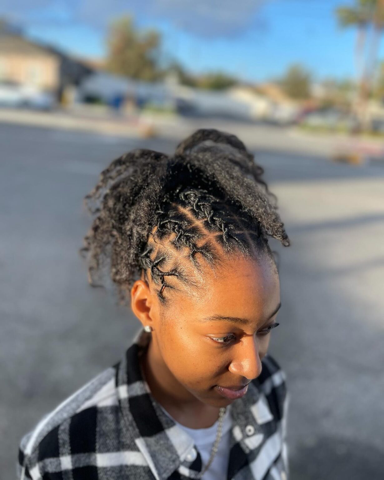 13 Pineapple Updo Hairstyles for Natural Hair | ThriveNaija