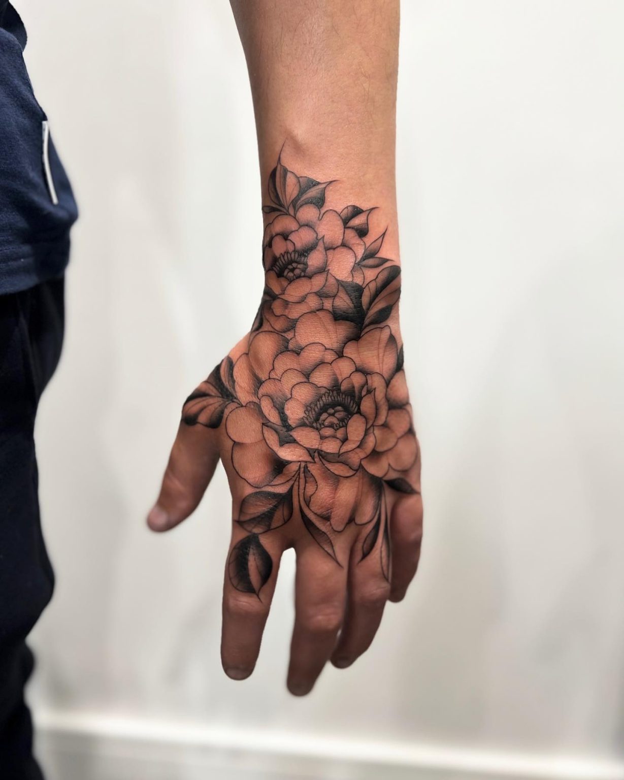20 Meaningful Flower Tattoos for Men | ThriveNaija