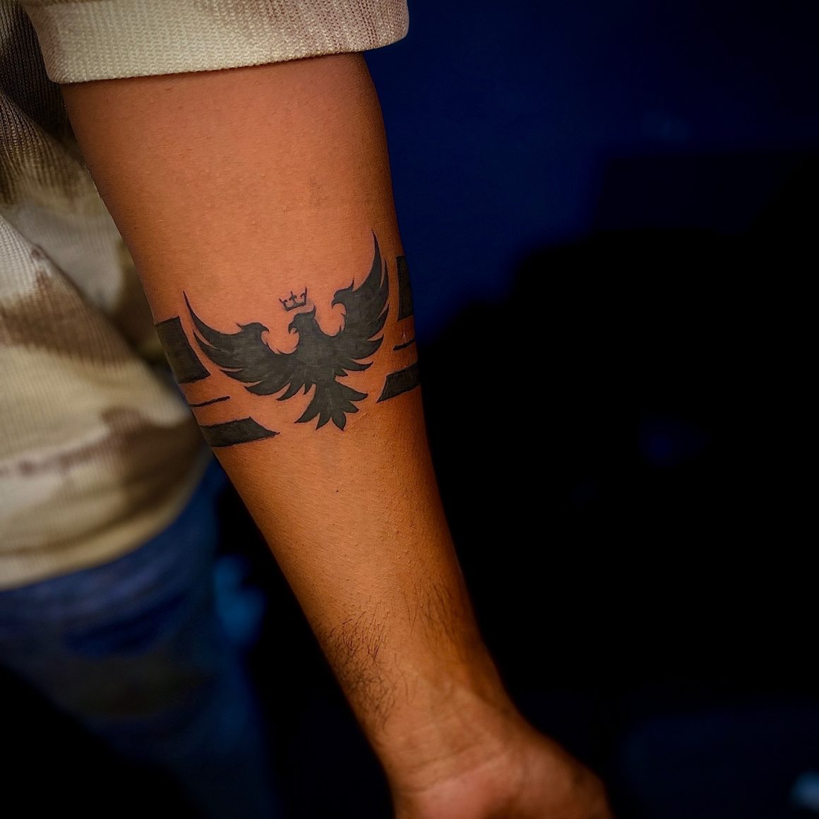 19 Bold Arm Band Tattoos for Men | ThriveNaija